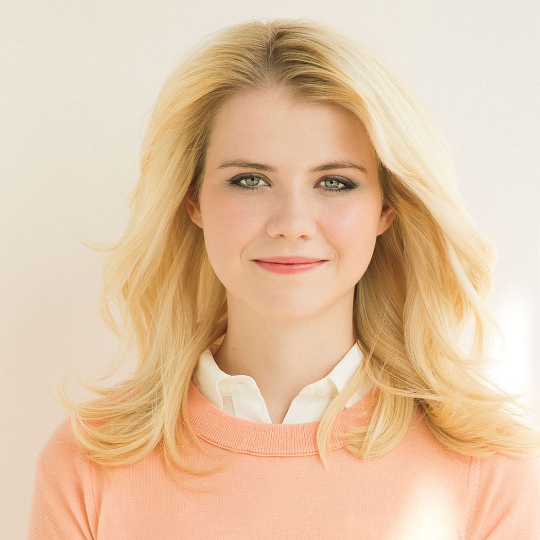 Elizabeth Smart Becomes A Mother - Your Daily Dish