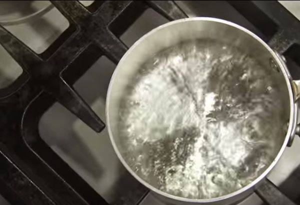 How To Measure the Gas Level In Your Grill's Propane Tank - Its The Vibe