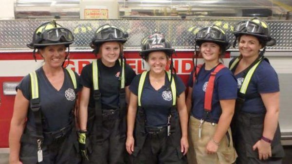 Five Female Firefighters Are Extinguishing Stereotypes And Fighting For ...