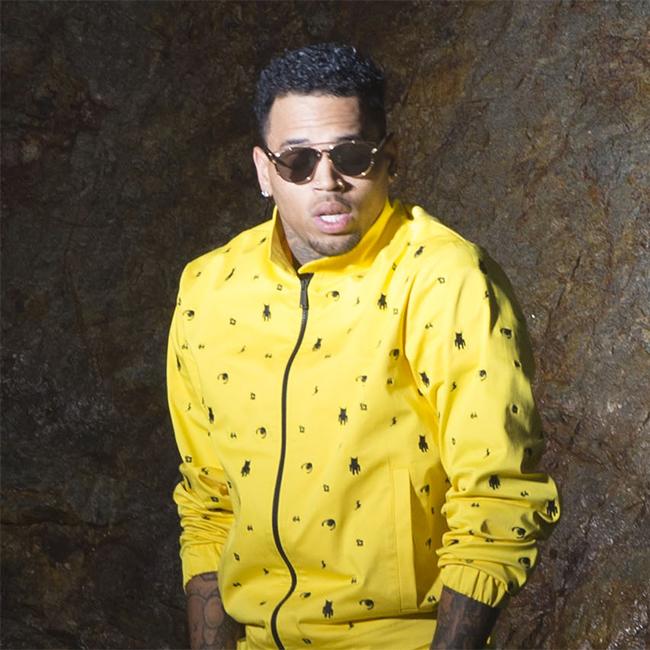 Chris Brown calls Aziz Ansari 'Aladdin' - Its The Vibe