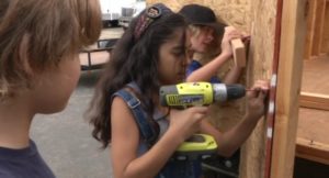 Elvis Summers Builds Veteran Tiny Home With Help of School Kids