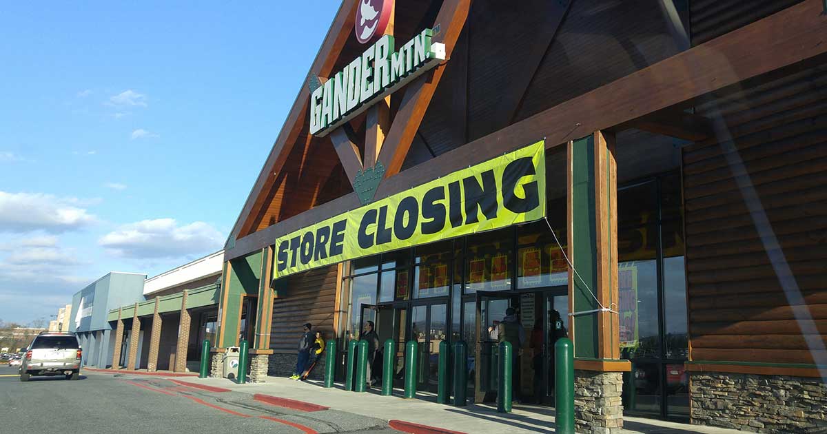 15 Defunct Retail Stores That Didn't Survive Your Childhood