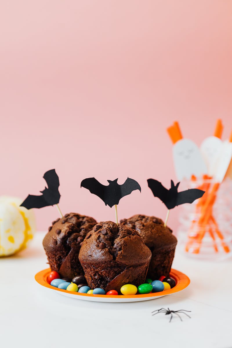 22 DIY Halloween Candy Recipes - Standard News